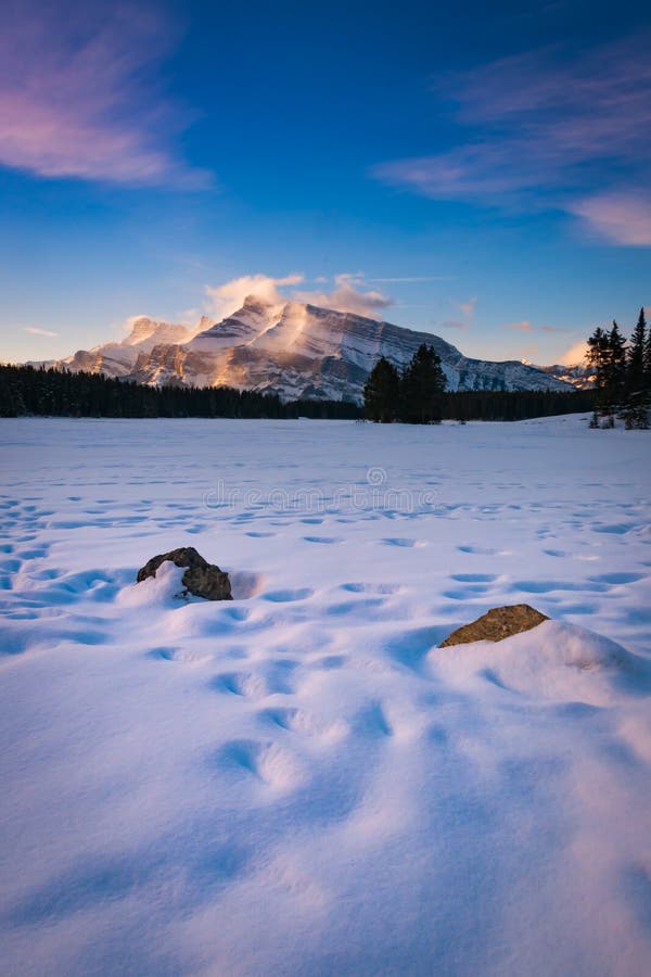 Lago two Jack fotografia stock. Immagine di scenico, montagna - 89981896