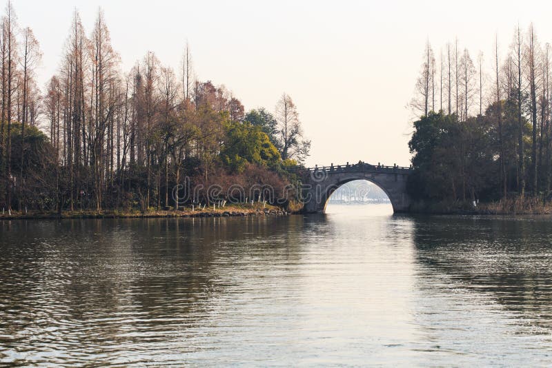 Lago Xihu foto de archivo. Imagen de hangzhou, turismo - 37489814