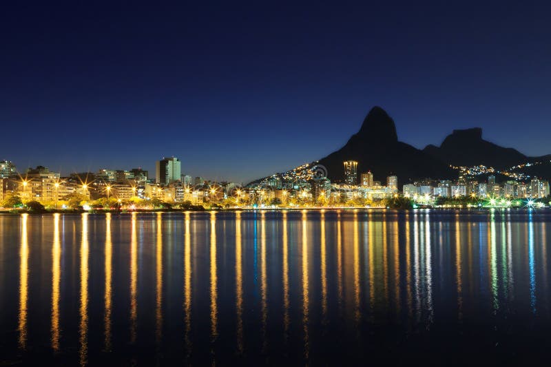 Lagoa Rodrigo De Freitas Da Opinião Da Noite (Lagoa), Rio De Janeiro ... Lagoa Rodrigo De Freitas Da Opinião Da Noite (Lagoa), Rio De Janeiro ...