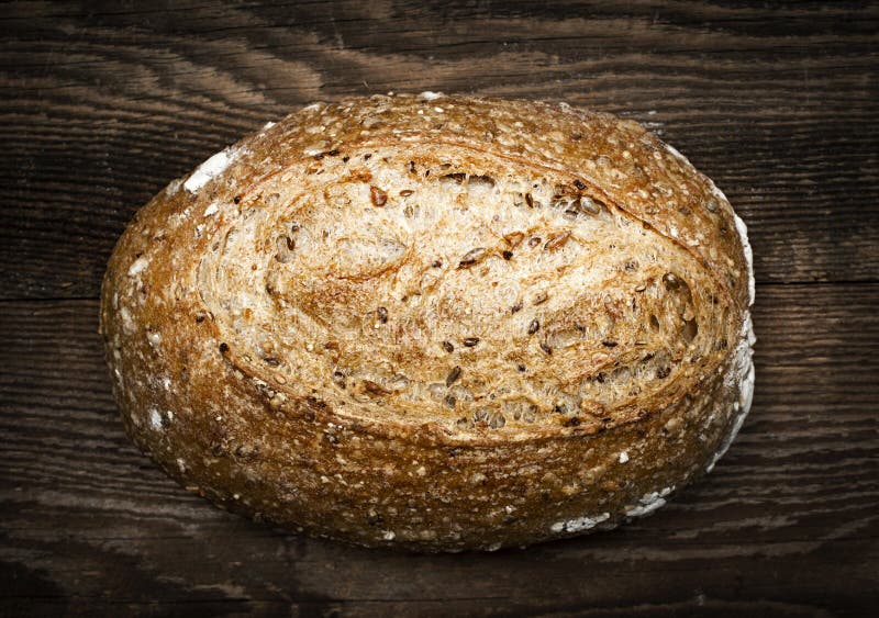 Laib des Brotes stockfoto. Bild von ausschnitt, brot - 41473592