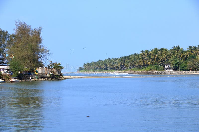 The Lake and Backwaters Behind Dharmadam Beach in Kannur, Kerala, India ...