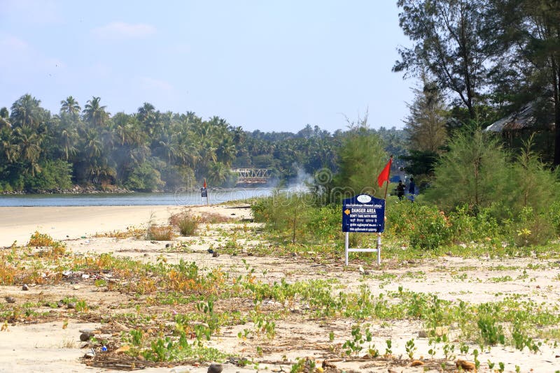 The Lake and Backwaters Behind Dharmadam Beach in Kannur, Kerala, India ...