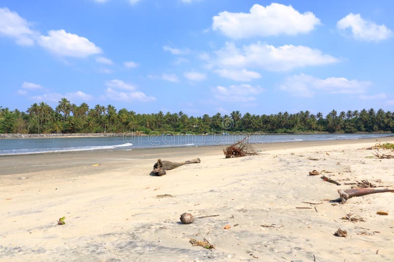 The Lake and Backwaters Behind Dharmadam Beach in Kannur, Kerala, India ...