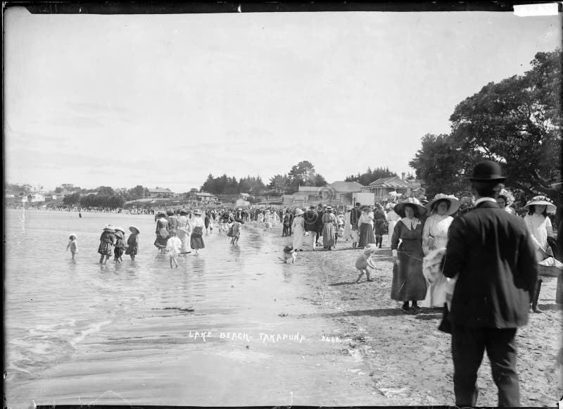 Lake Beach, Takapuna Picture. Image: 222415414