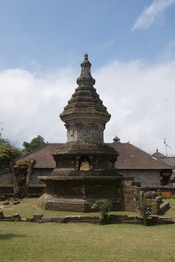 Lake Bratan Temple stock image. Image of bratan, asia - 6424207