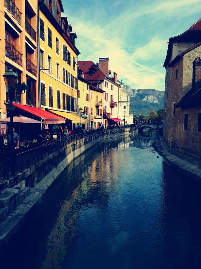 Lake Annecy Canal in Old Town Editorial Stock Image - Image of autumn ...