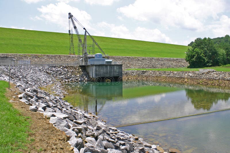 Chatuge dam stock photo. Image of hiwassee, controls - 26739606