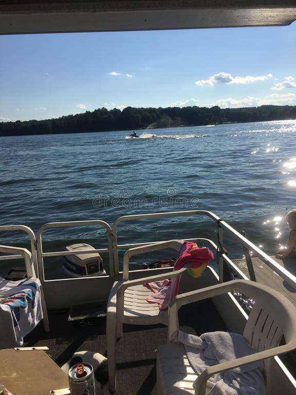 Lake fun editorial photo. Image of wave, lake, runner - 105271821