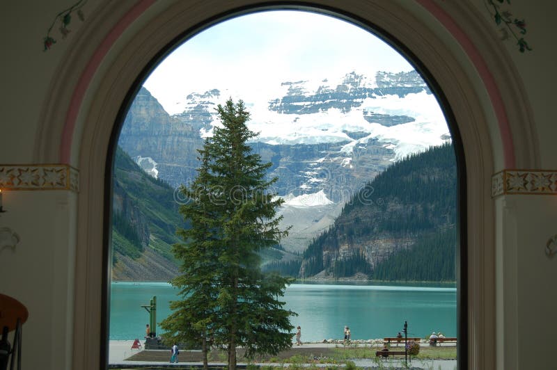 Lake Louise Window vista stock image. Image of beautiful - 2777385