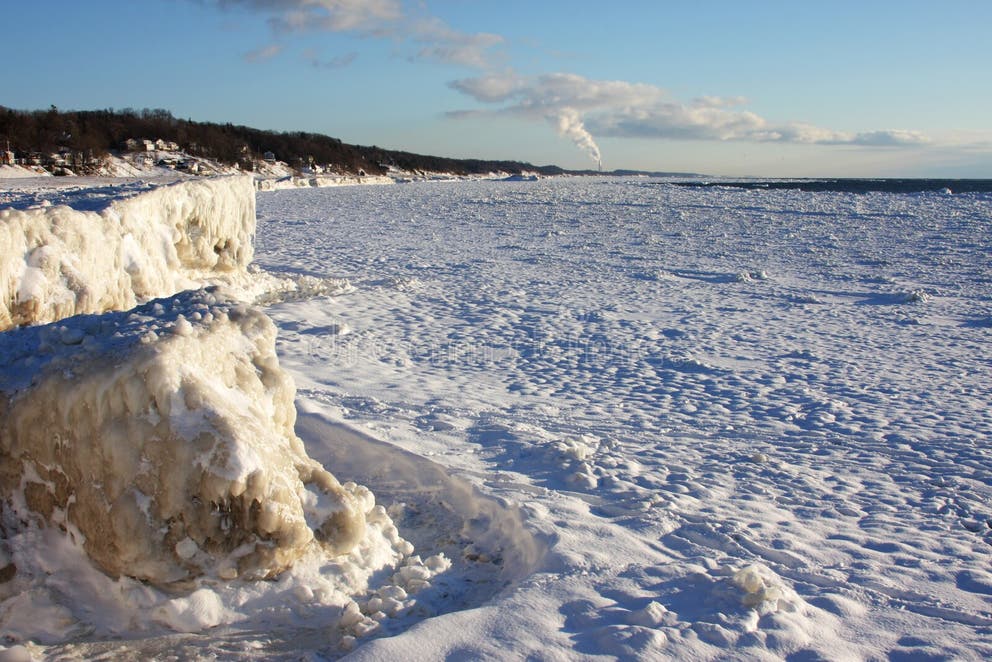Lake Michigan shoreline stock photo. Image of great, michigan - 7874318
