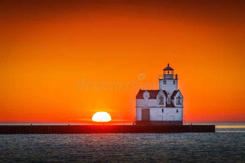 Lake Michigan Sunrise stock image. Image of colors, brilliant - 91966817