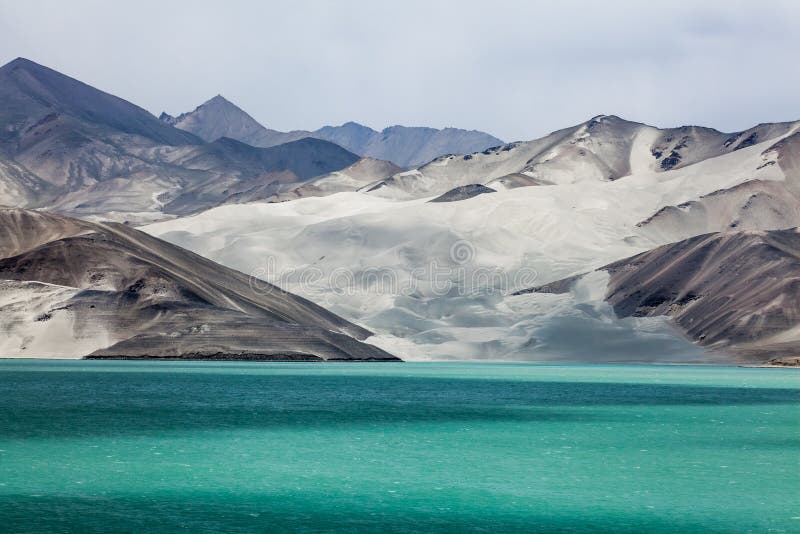 Lake in Pamir Plateau,China Stock Photo - Image of places, snow: 127658118