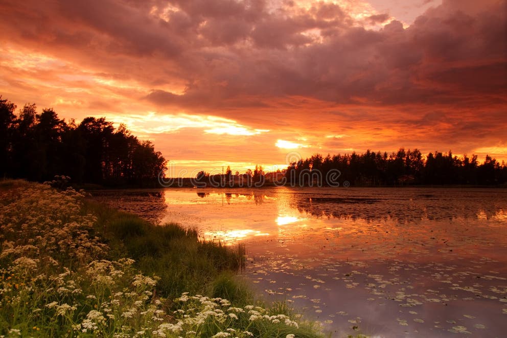 33,999 Mirror Lake Sunset Stock Photos - Free & Royalty-Free Stock ...