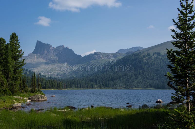 Lake Svetloe stock image. Image of russia, scenery, height - 26913051