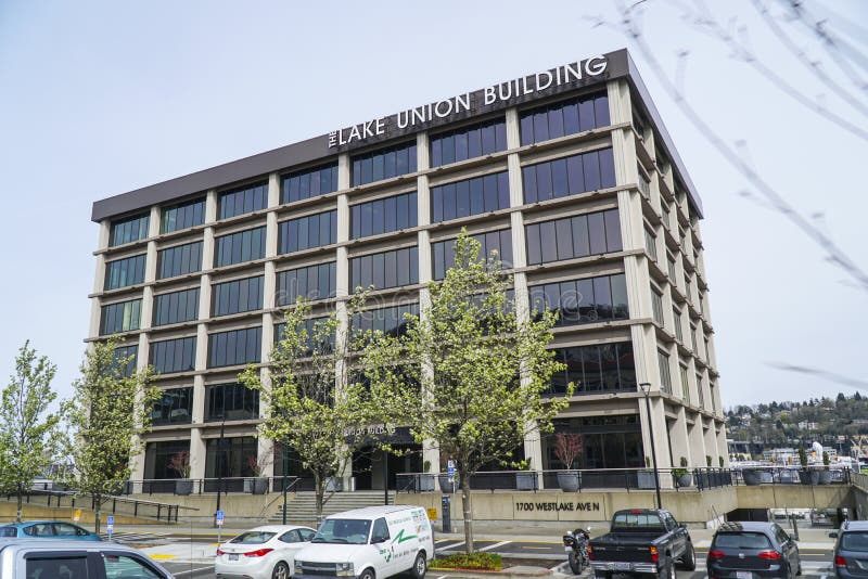 The Lake Union Building in Seattle - SEATTLE / WASHINGTON - APRIL 11 ...