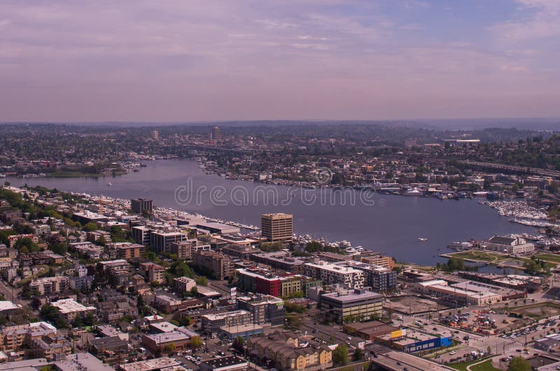 Lake Union in Seattle editorial photo. Image of float - 92493611