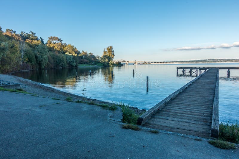 Lake Washington - Pier stock image. Image of urban, nature - 61481161