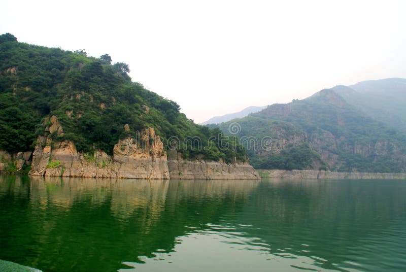Lake Yansaj stock image. Image of trees, mountains, morning - 11602879