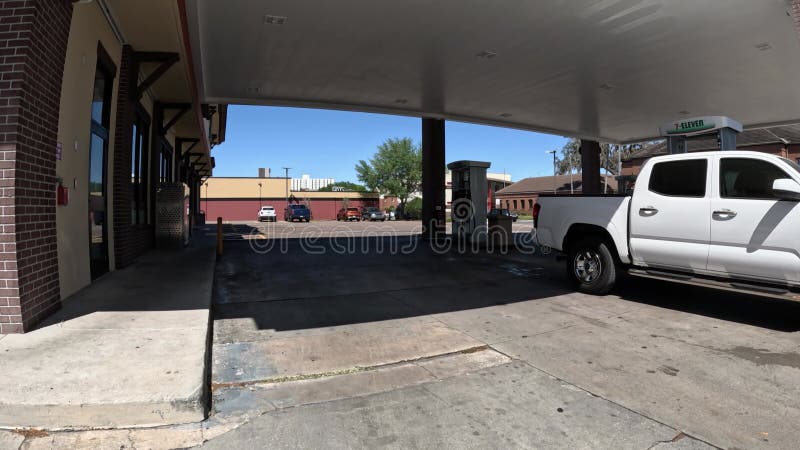 Pov Riding Into A 7 11 Convenience Store Parking Lot Stock Footage
