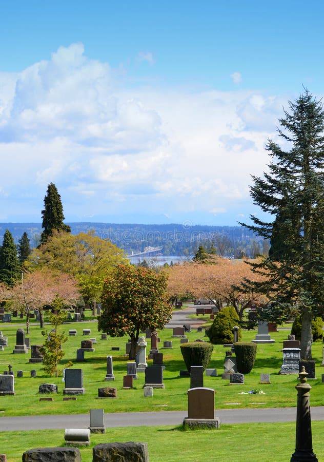 Lakeview Cemetery stock image. Image of graves, lakeview - 30472133
