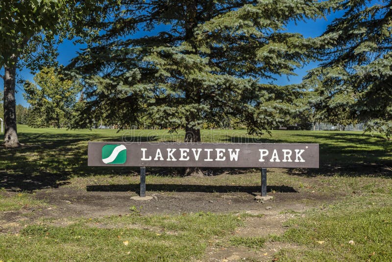 Lakeview Park editorial image. Image of foliage, saskatoon - 182608635