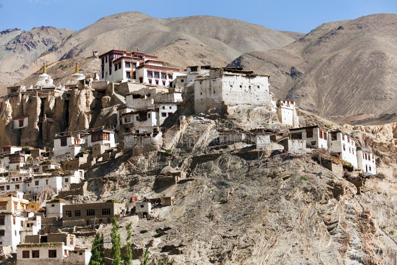 Lamayuru Gompa – Buddhistisches Kloster Im Industal Stockfoto - Bild ...