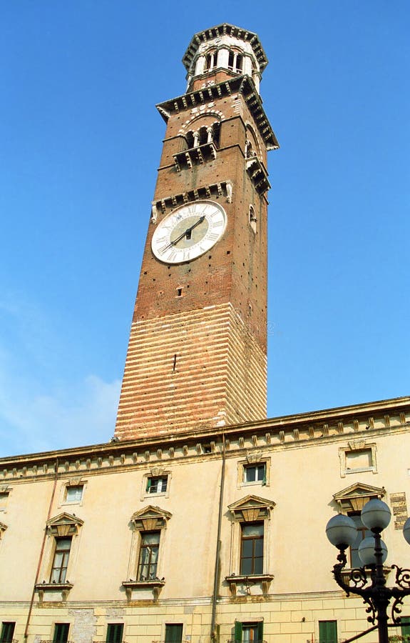 Lamberti Tower, Verona, Italy Stock Photo - Image of house, historical ...