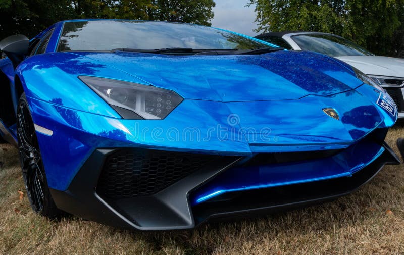 Lamborghini azul imagem de stock editorial. Image of mostra - 197661454