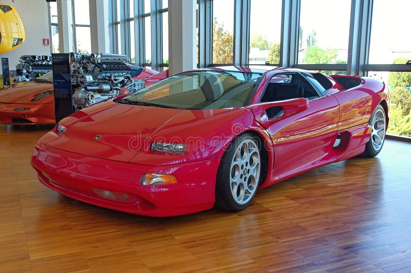 Lamborghini Museo - Lamborghini Acosta Prototype (1996) Editorial Photo ...