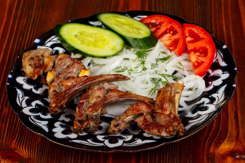 Lamm-Lenden-Hiebe stockbild. Bild von lamm, platte, gebraten - 125534149