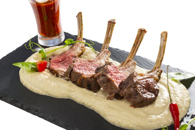 Lammrippen Gekocht Auf Dem Grill Stockfoto - Bild von nahaufnahme ...