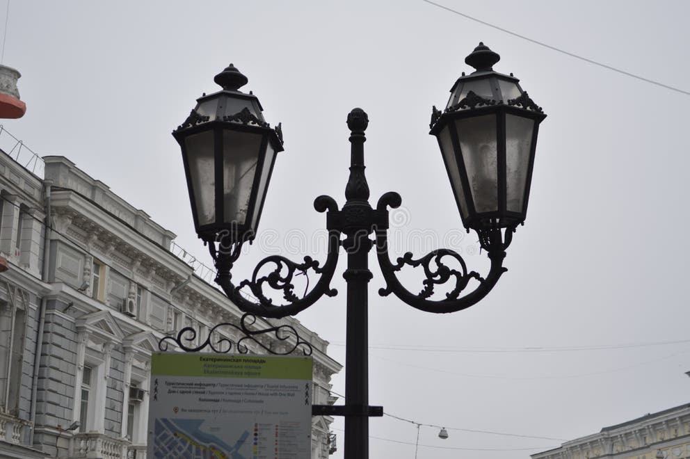Lamp post in the dark city editorial stock image. Image of road - 203913029