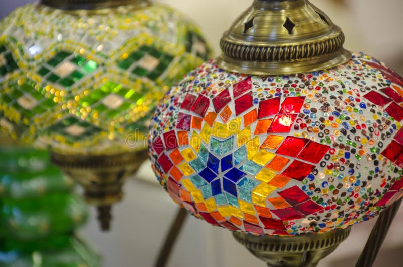Lampade turche del mosaico immagine stock. Immagine di arte - 74185437
