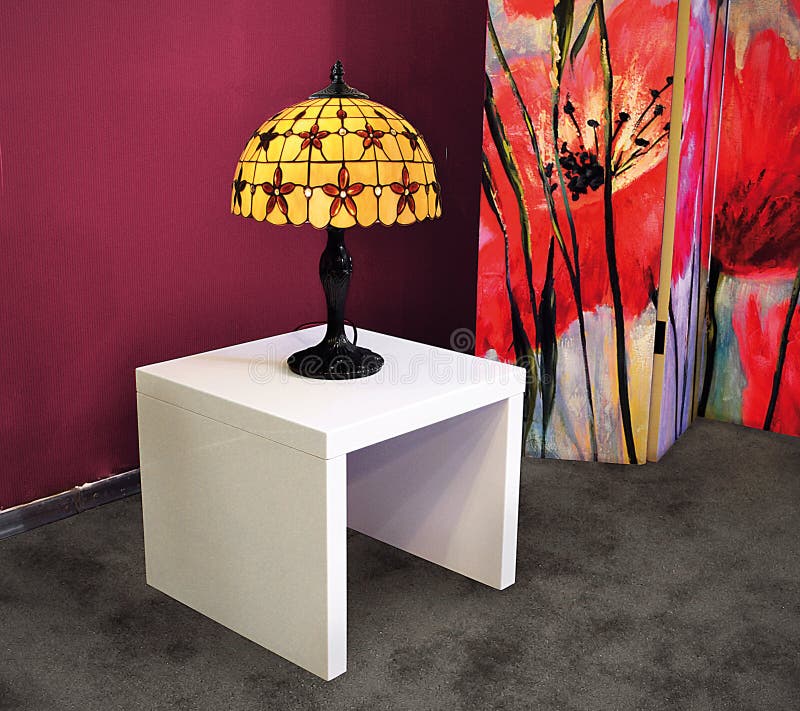 Lampe de Tableau photo stock. Image du illuminez, illuminé - 88288410
