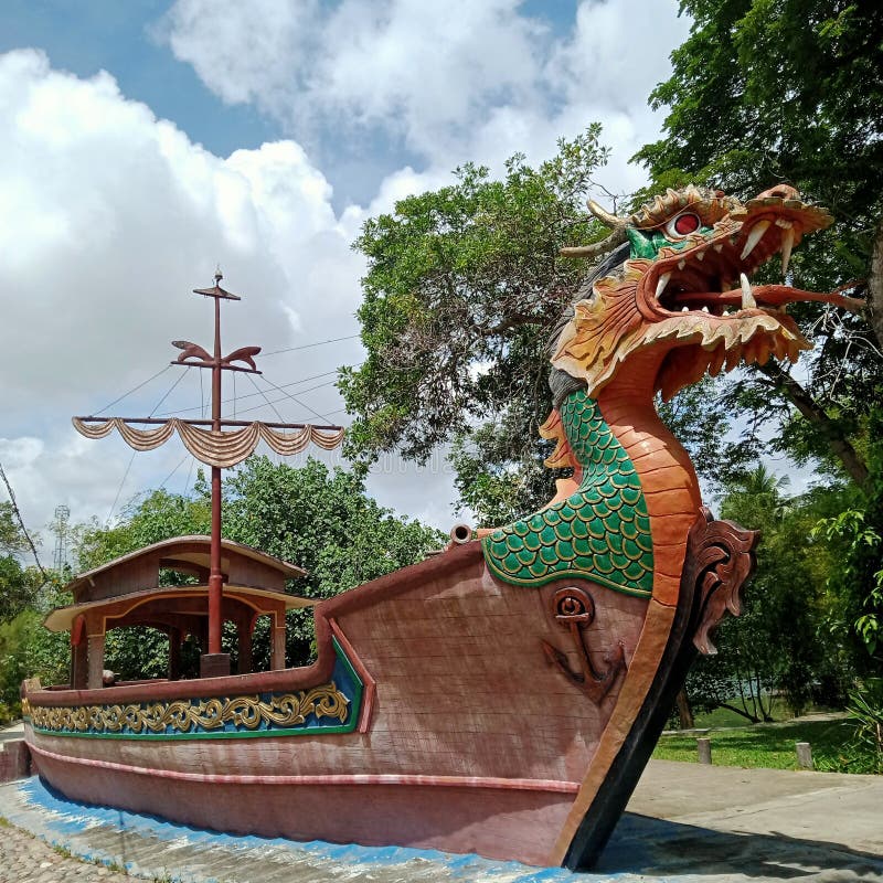 Lancang Kuning Boat is Beautiful Editorial Image - Image of boat ...