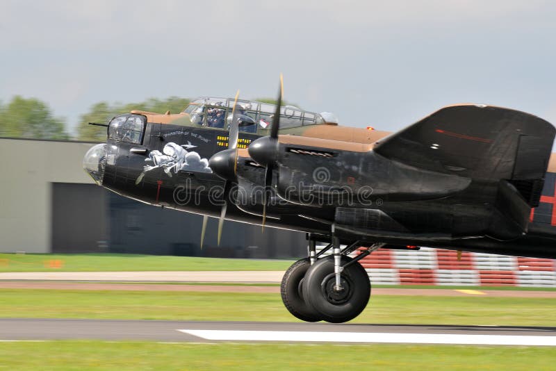 Lancaster Bomber editorial image. Image of ww11, england - 26027950
