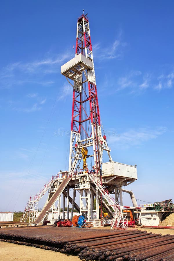Land drilling rig stock image. Image of china, outdoors - 11616349