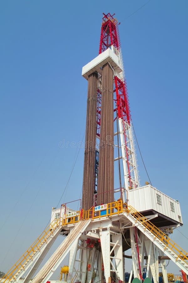 Land drilling rig stock image. Image of drilling, working - 11666693