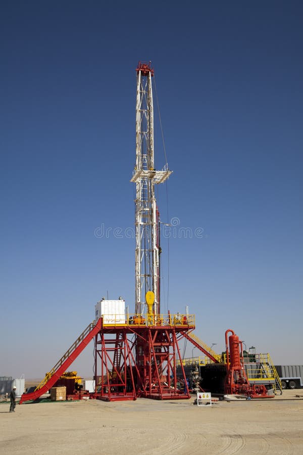 Land drilling rig stock photo. Image of production, platform - 69637630