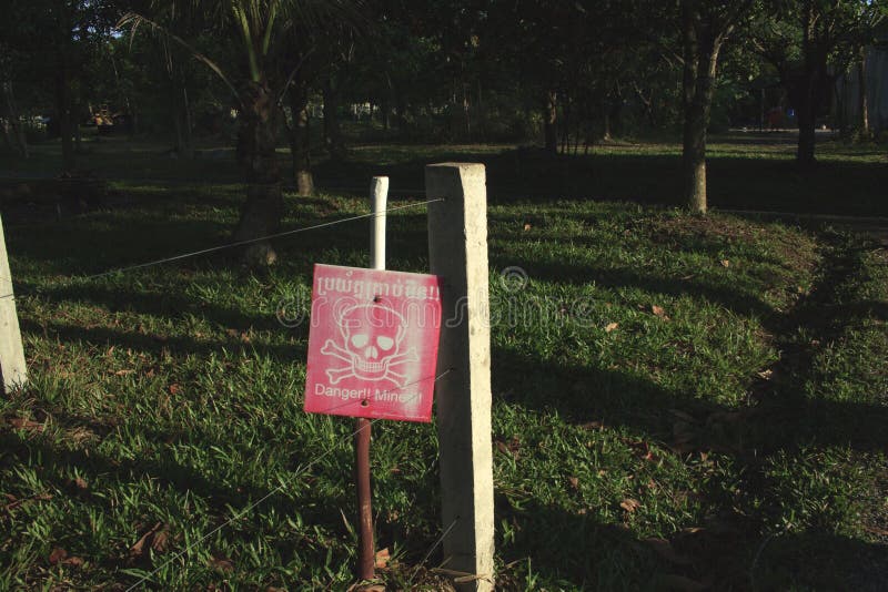 Land Mine Warning Sign stock image. Image of minefield - 33871335