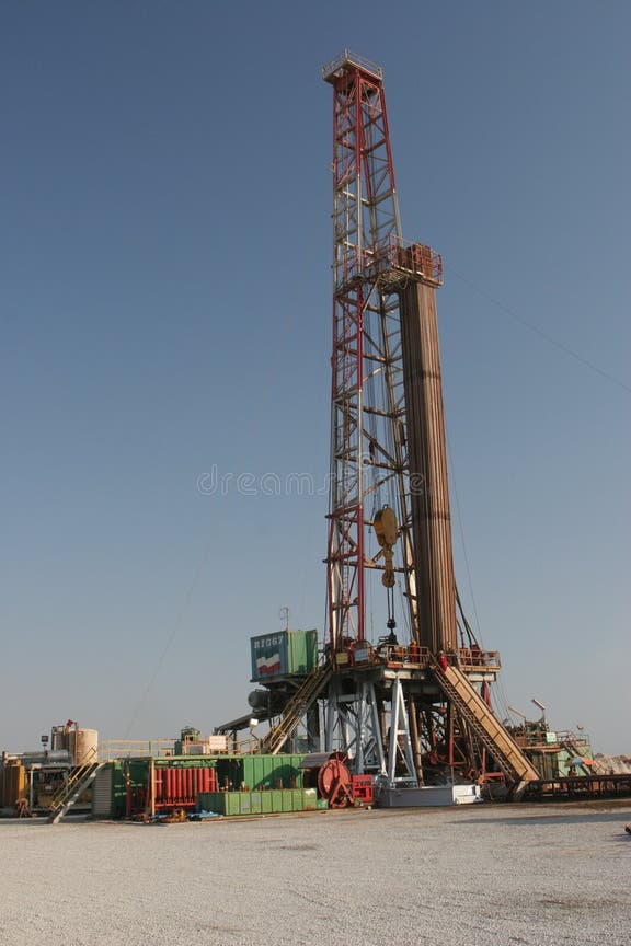 Land rig stock photo. Image of industry, environment - 20401108