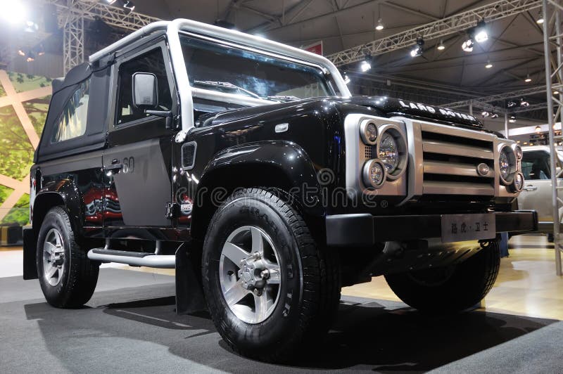 Land Rover Defender suv editorial stock image. Image of dream - 16219559