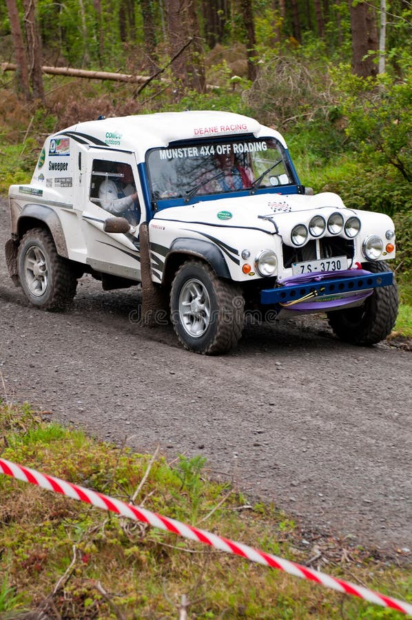Land Rover Tomcat rally editorial image. Image of rally - 24923510