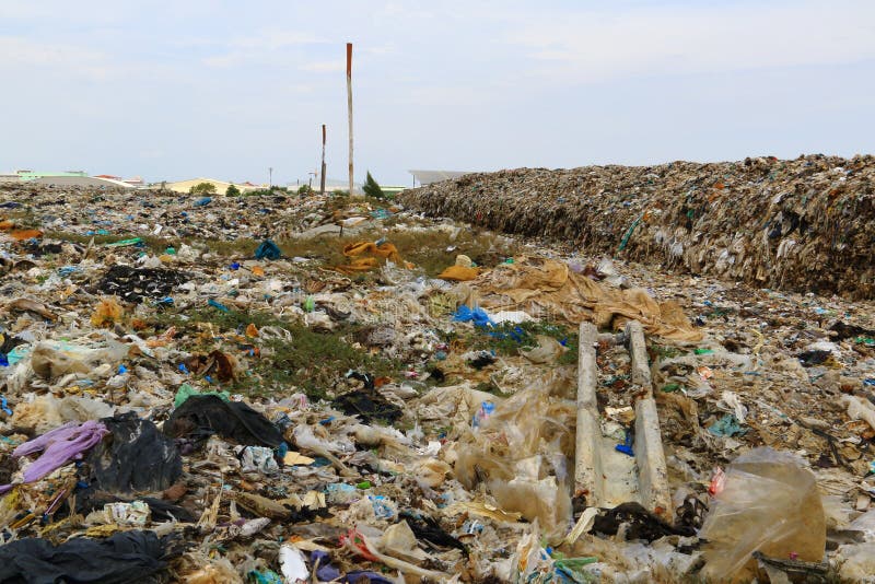 Landfill and recycling stock image. Image of hazardous - 76594133