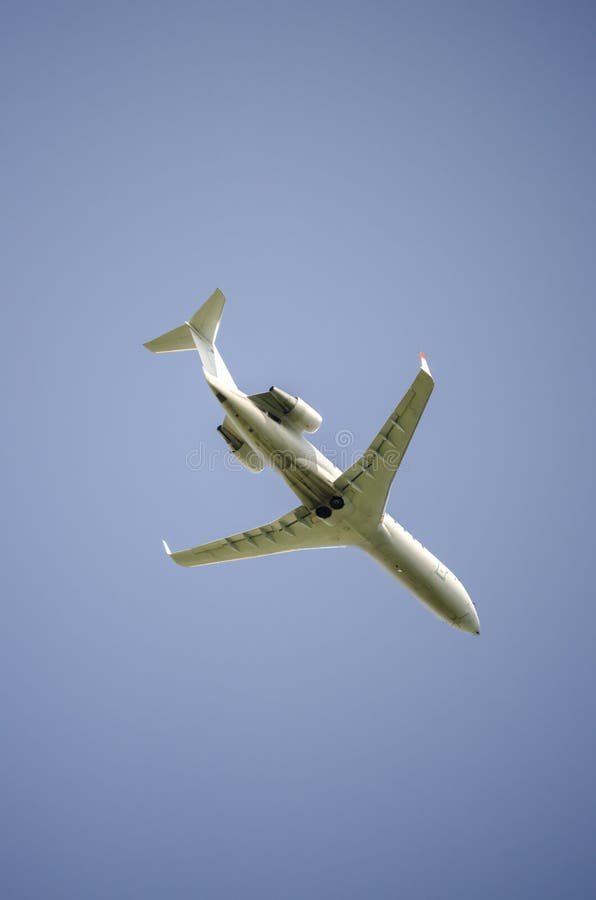Landing airplane stock image. Image of descend, arrival - 30974203