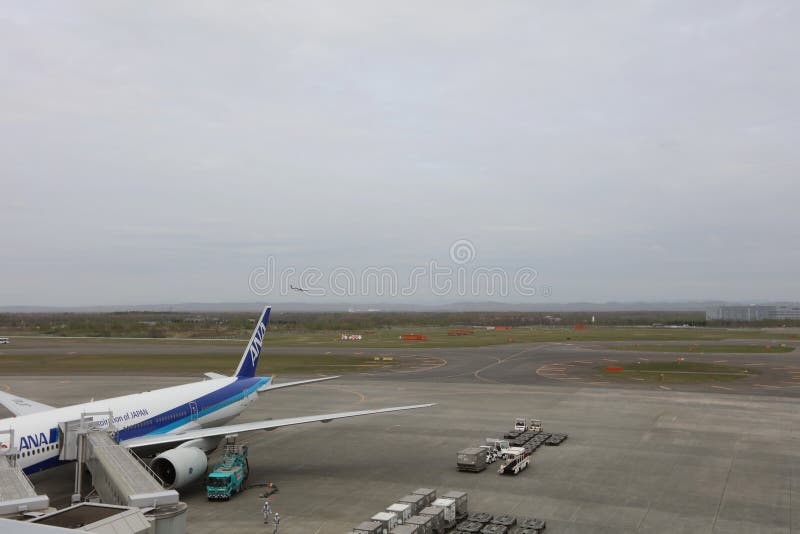 On the Landing Strip of New Chitose Airport Editorial Photography ...