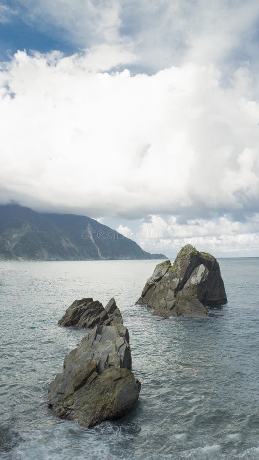 The Giant Rock Under the Sea Stock Photo - Image of nautre, coast ...