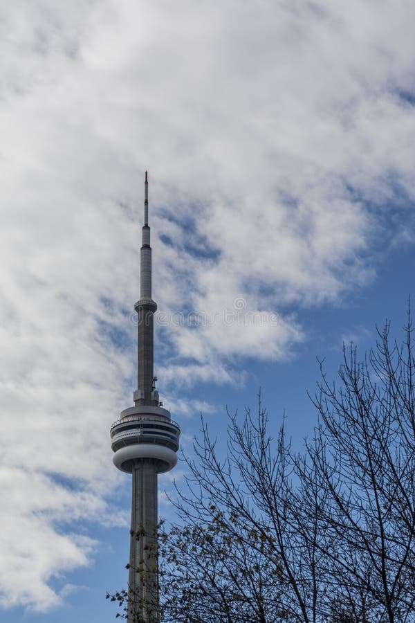 Landmark tower of Toronto editorial image. Image of tower - 119896130