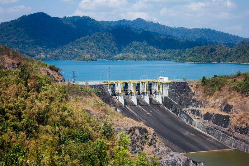 Landscape of Hydropower Dam Stock Image - Image of generator, concrete ...