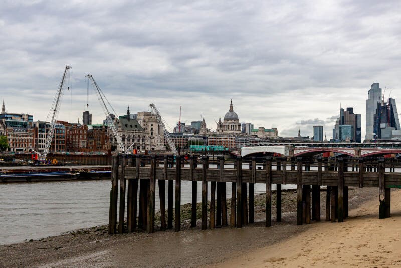 Landscape of Lambeth Bridge Over the River Thames, London Stock Image ...